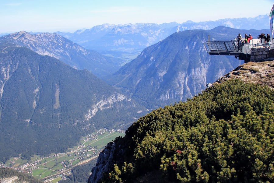 Quickly climb the mountain hiking trails and enjoy the prehistoric ...