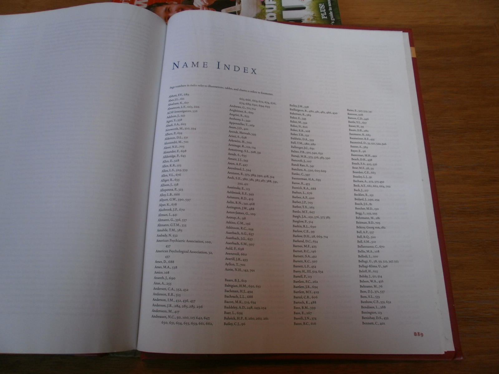 My Green Bookshelves.: Last pages geek-out.