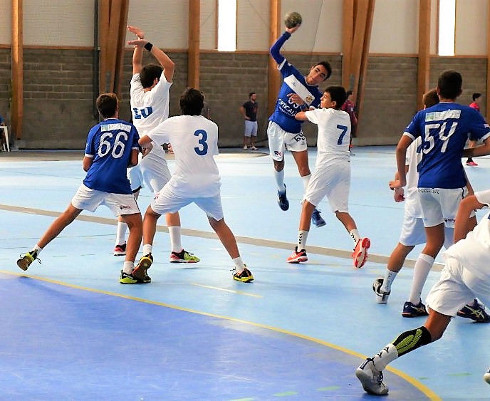 ANDEBOL»» Em Pinhal de Frades - JORNAL DE DESPORTO