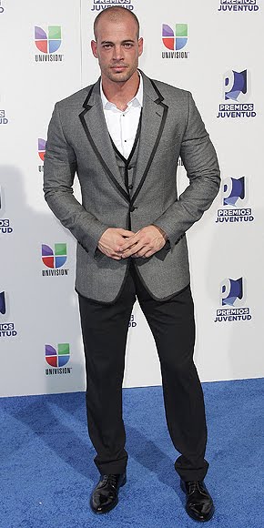 Susurritos: William Levy luce nuevo look