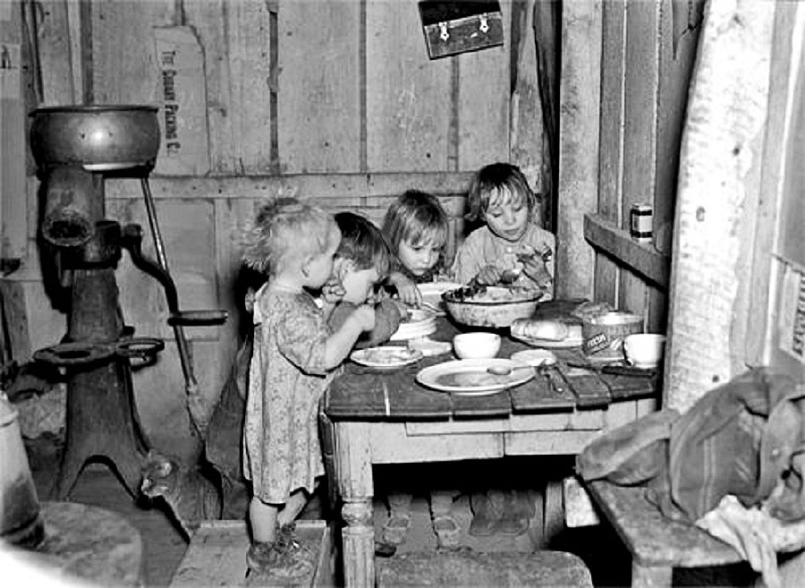 It's About Time: Christmas dinner during the Great Depression in 1936 Iowa
