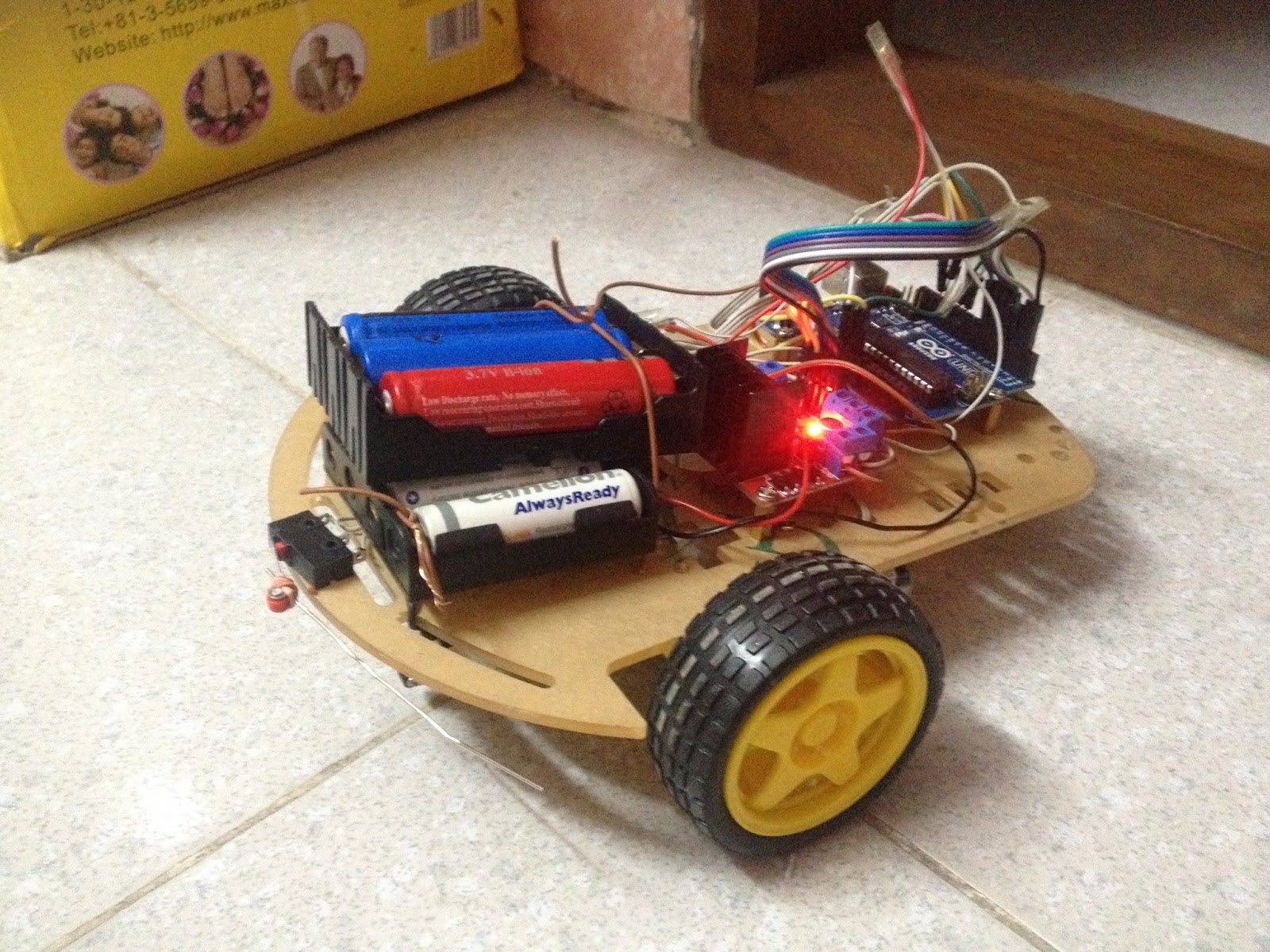 Robot tránh vật cản dùng L298N và công tắc hành trình - Arduino Hải Phòng