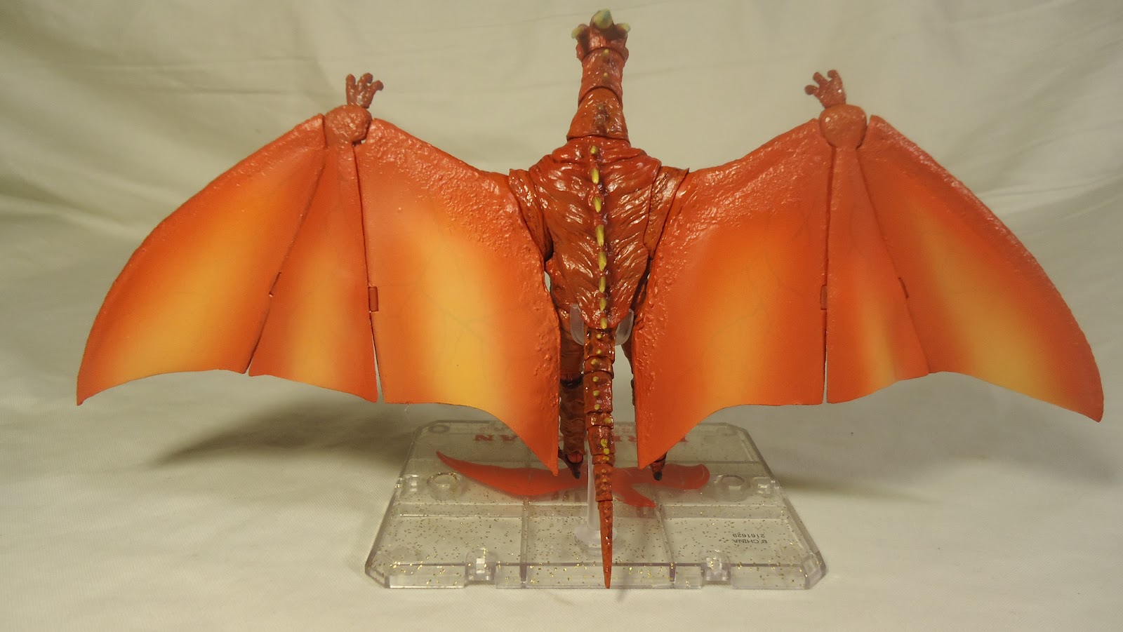Import Monsters: Review: S.H. Monsterarts Fire Rodan
