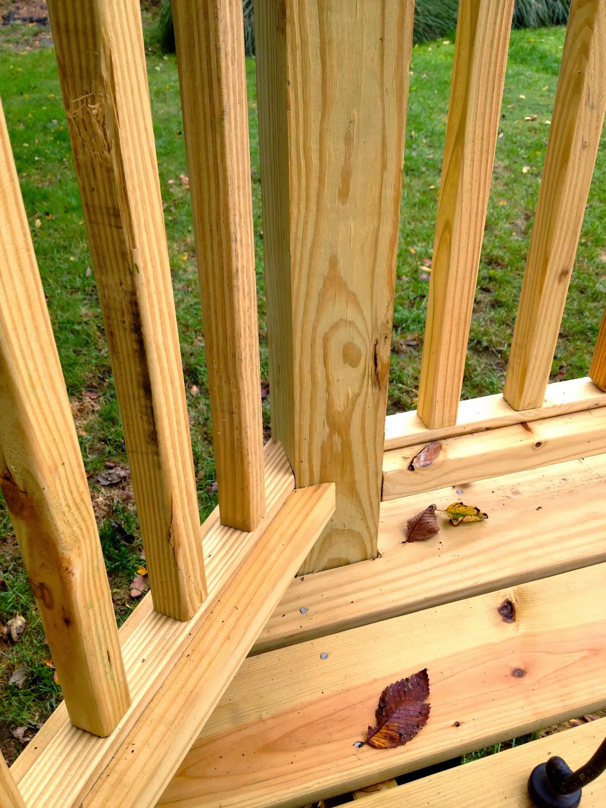 Mel & Liza: DIY Deck Railings