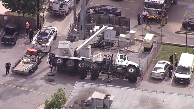 MEC&F Expert Engineers : Cell tower worker crushed to death by a truck ...