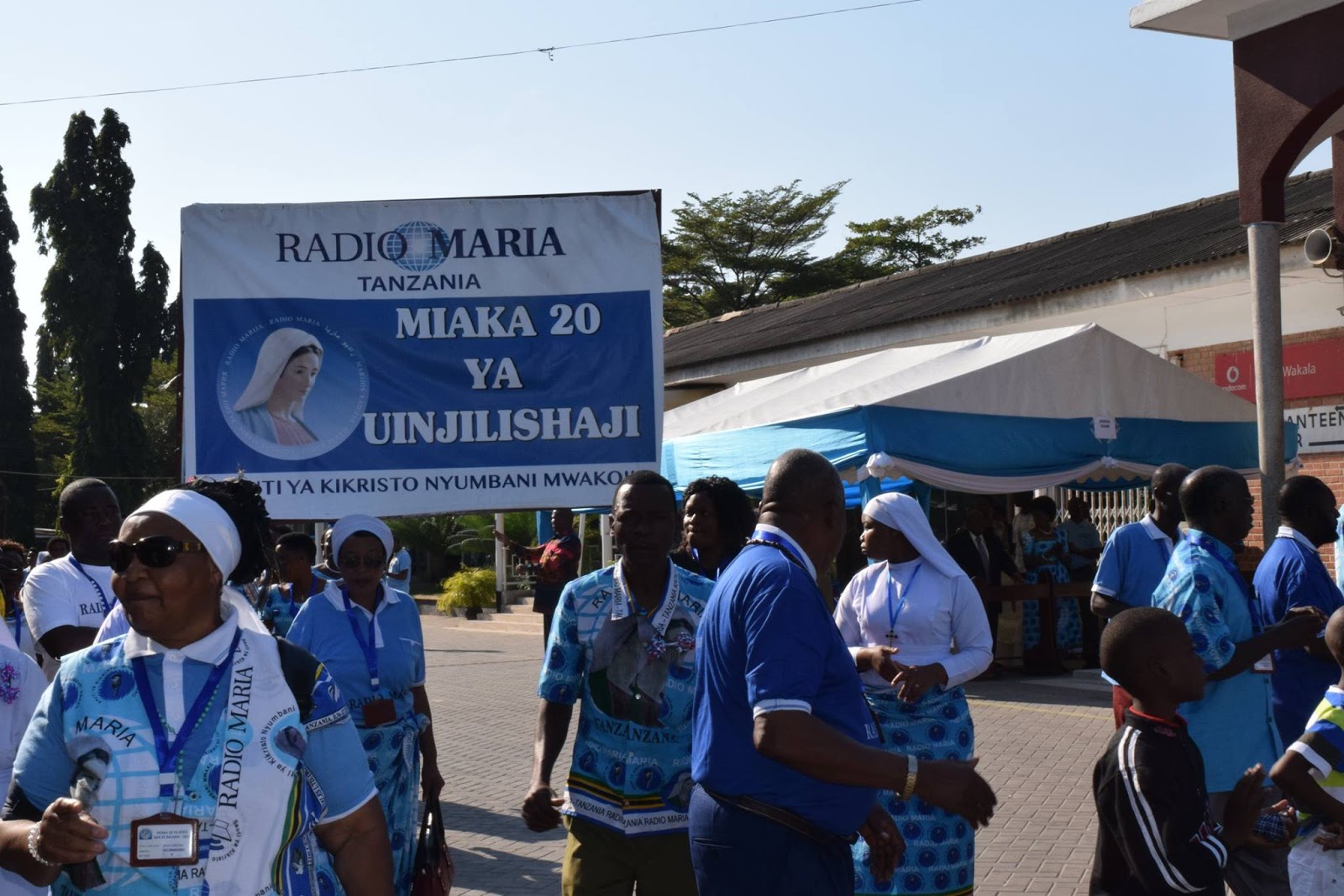 REDIO MARIA SASA INA MIAKA 20,YAPEWA PONGEZI KIBAO