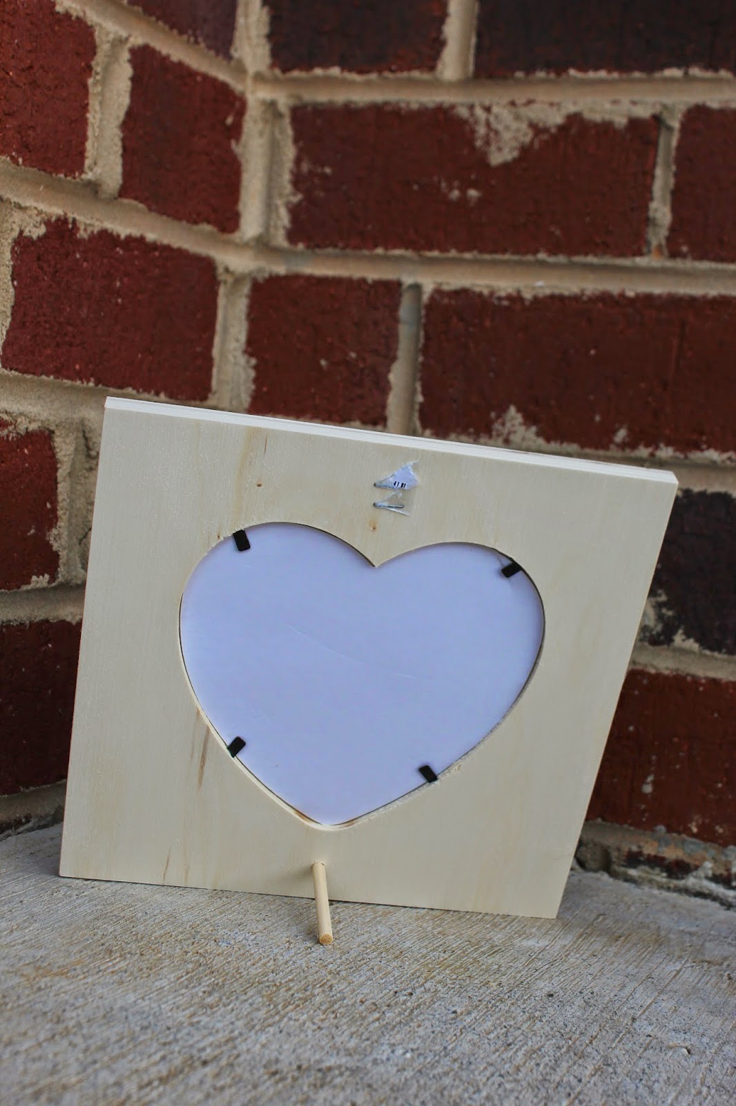 Bolling With 5: Heart-Shaped Frames: From Plain To Pencil Stained!