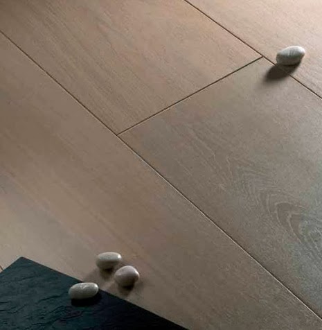 Holz Nett: Acabado arenado VS arqueado