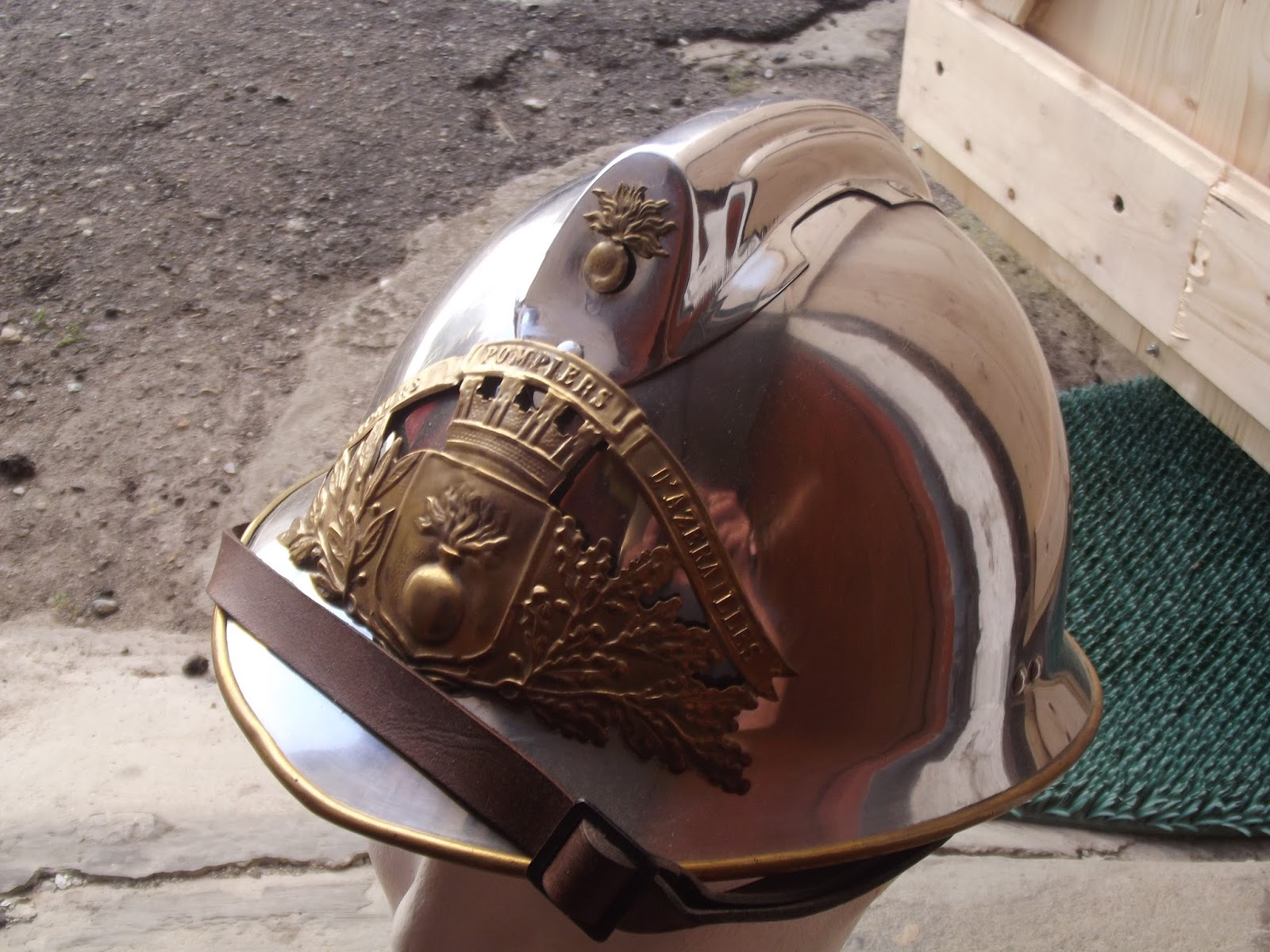 World Firefighter Helmets: Le Casque Adrian Modelé 33