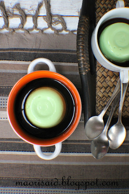 Mori's Kitchen: Kuih Senyum aka Bubur Som Som