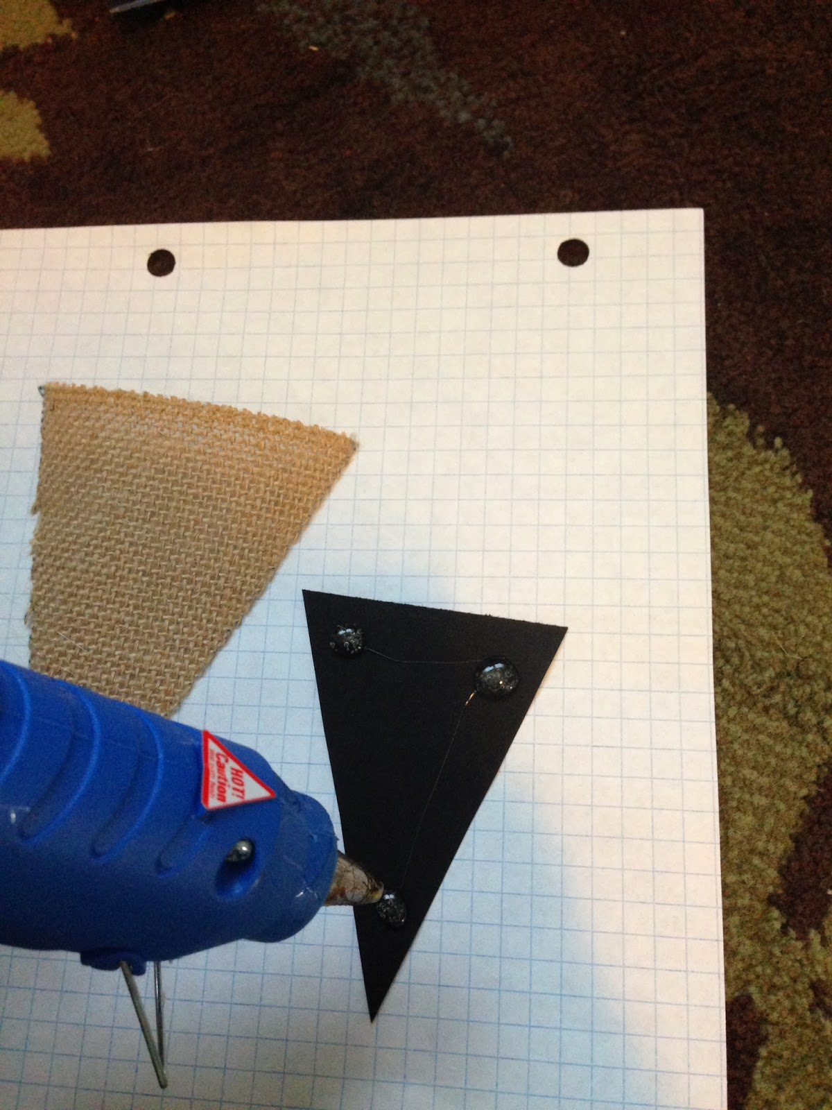 The Simple Crafty Home: {Crafty Tutorial} Chalkboard Burlap Banner