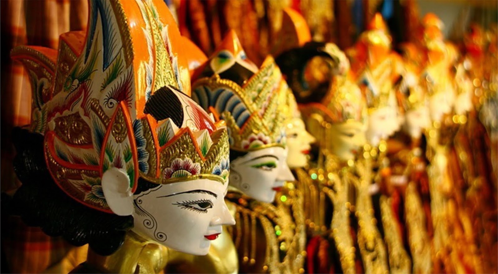 Tren Warna Indonesia 2017: Wayang Nusantara | SCI Pusat