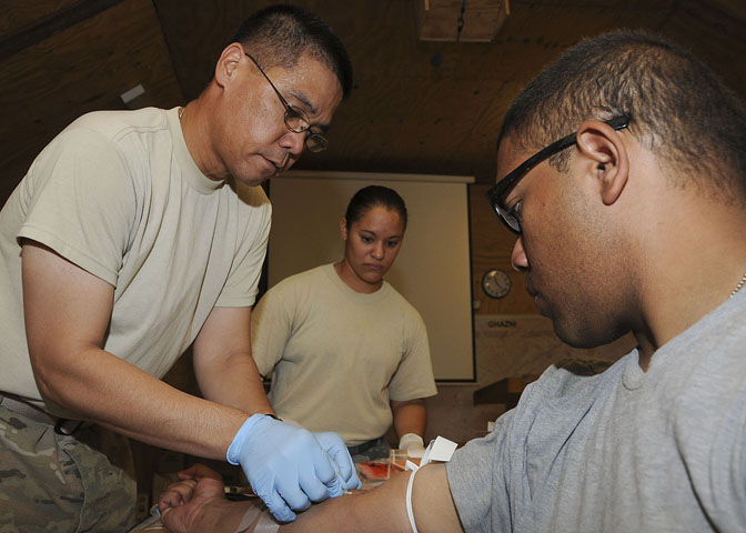 PRT GHAZNI: FOB donates blood, saves life