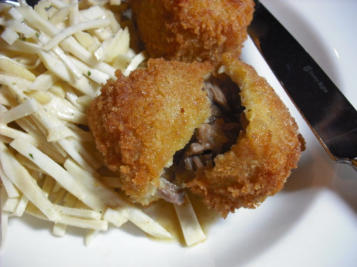 Foodycat: Pig's cheek two ways