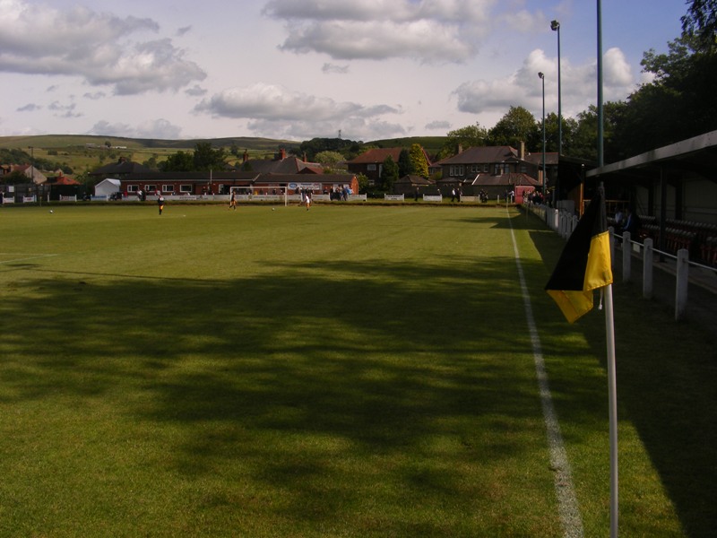 The Accidental Groundhopper: Ground 176: Church Lane, New Mills AFC
