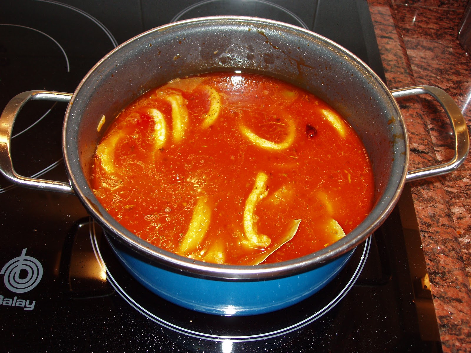 POTAJE DE CHAYOTAS: POTAS EN SALSA