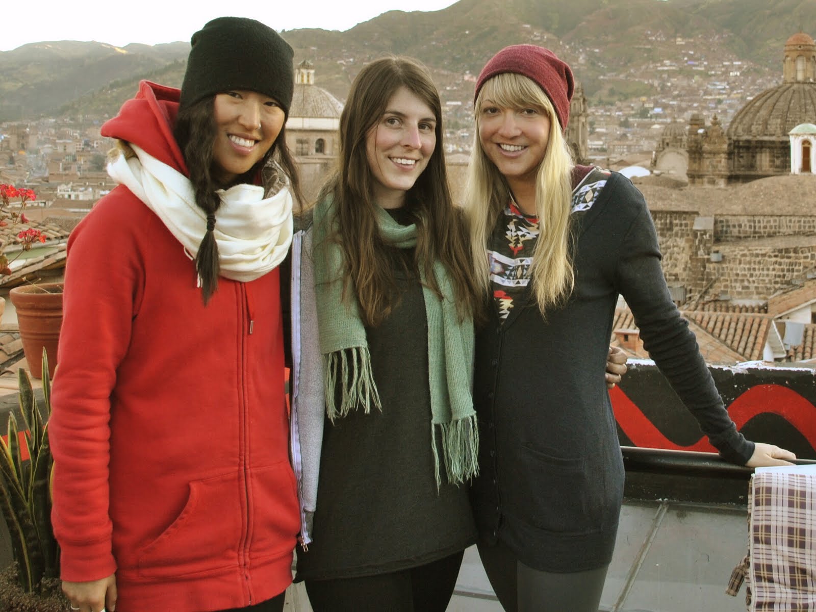 Jordan's Travel Blog: The Girls Run Wild in Peru