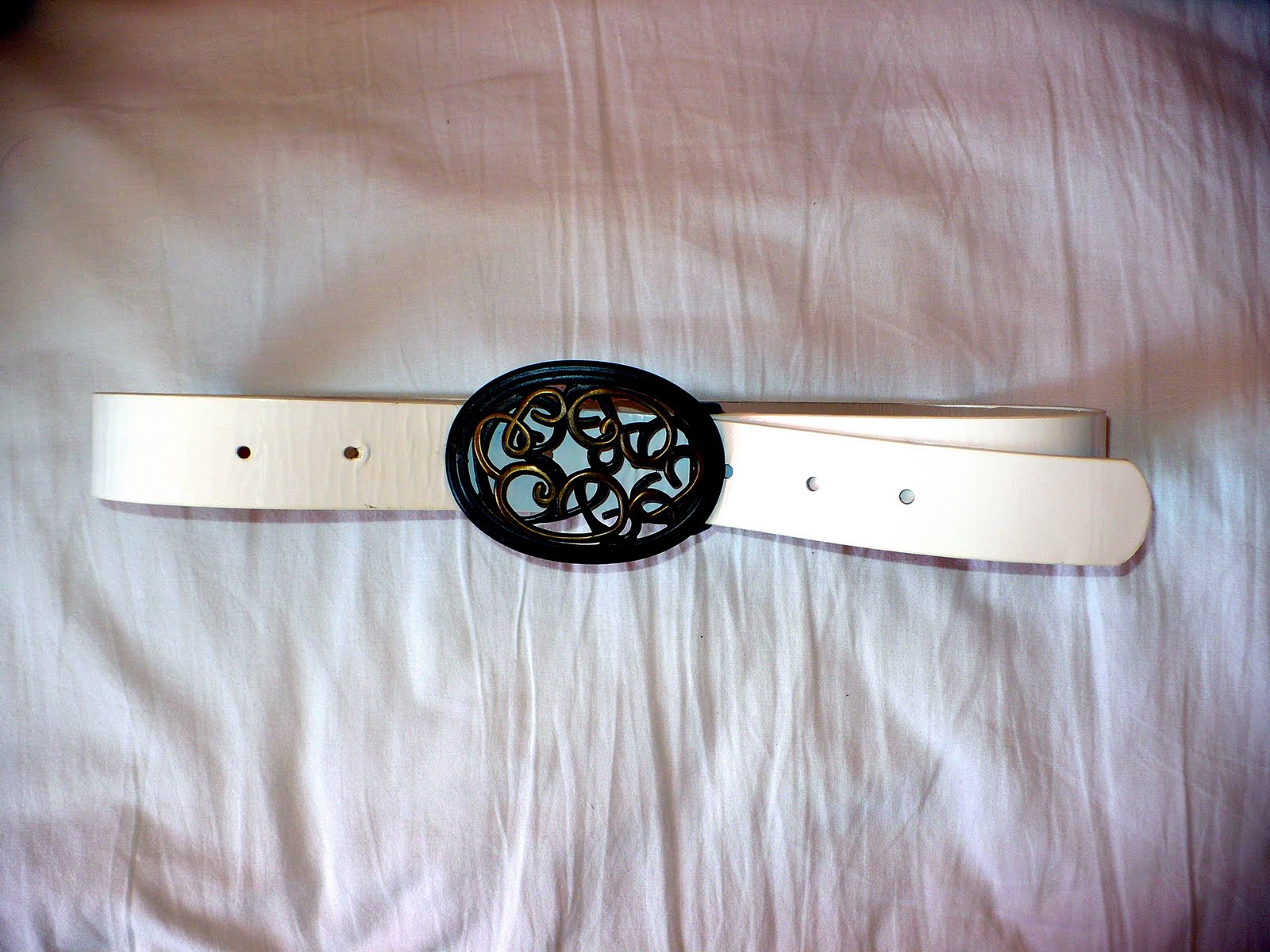 Curea: Curea alba si neagra de dama din piele naturala