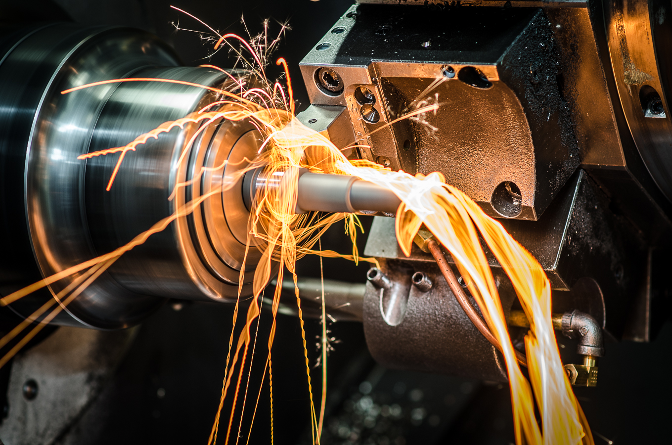 PERHITUNGAN DASAR PADA MESIN BUBUT