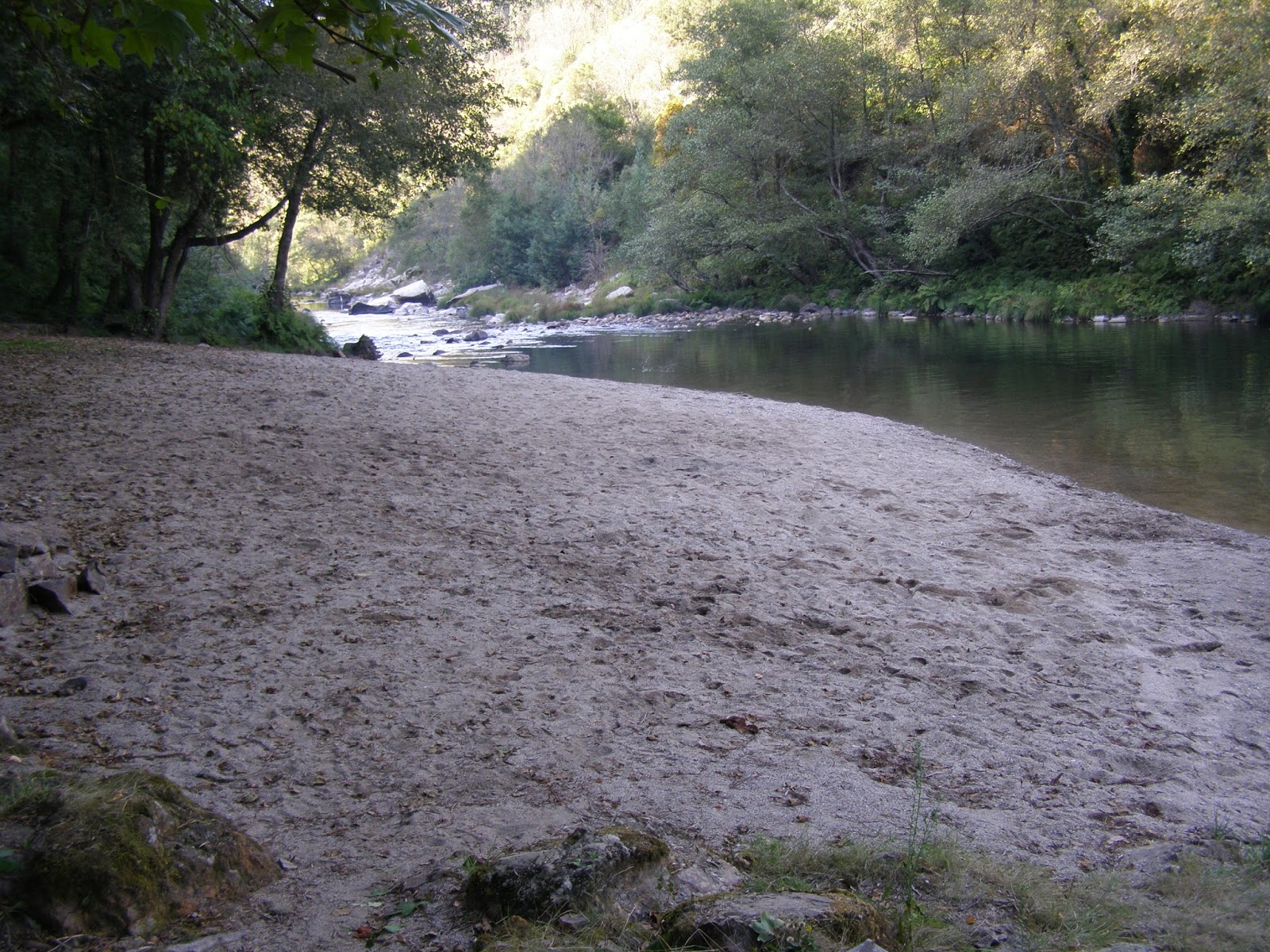 Portal AuToCaRaVaNiStA: PRAIA FLUVIAL DO VAU - CANELAS - AROUCA