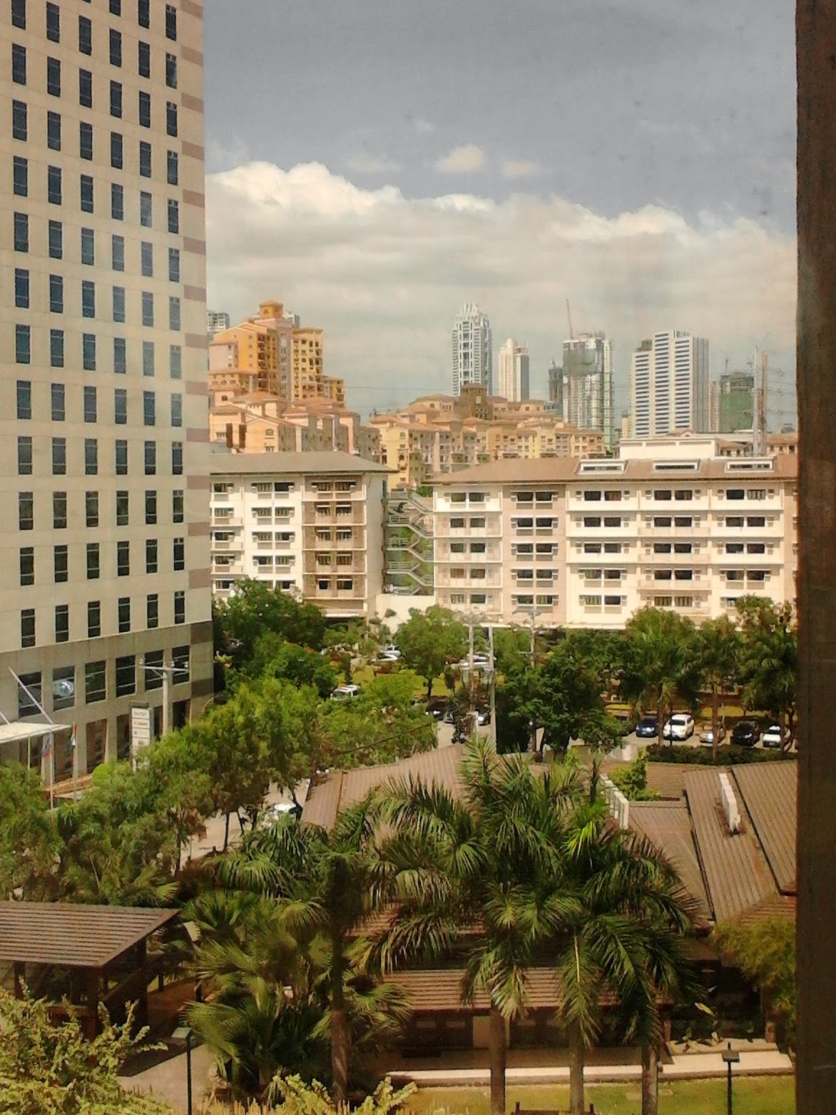 McKinley Hill, The Fort, Taguig