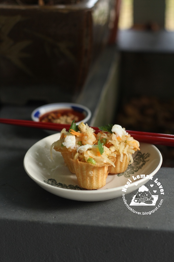 Nasi Lemak Lover: Nyonya Kuih Pie Tee / Top Hats 娘惹小金杯