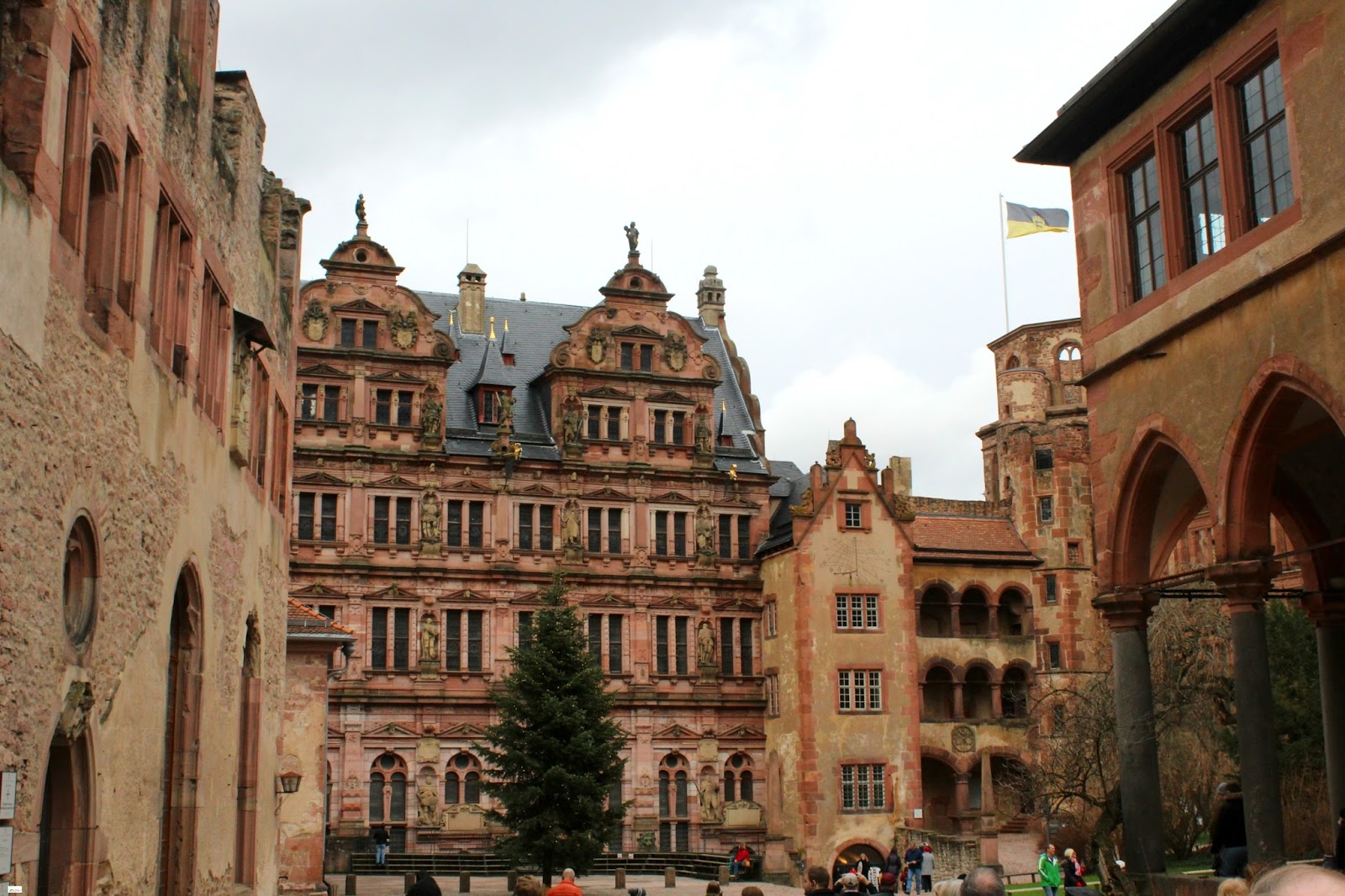 Heidelberg Castle (Schloss Heidelberg) // Germany | Caravan Sonnet