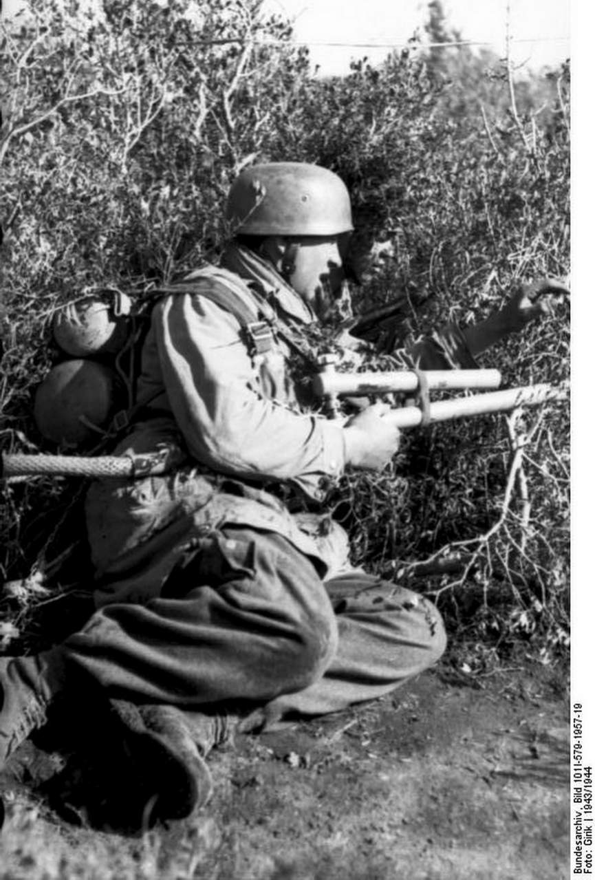 World War II in Pictures: Flamethrowers of World War II