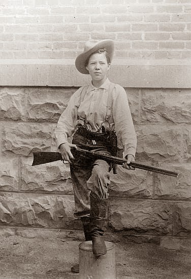 Sweethearts Of The West: Pearl Hart – American Desperado