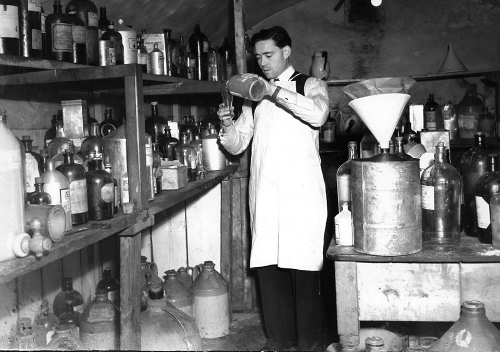 Floris 1730 - London's Celebrated Perfumery