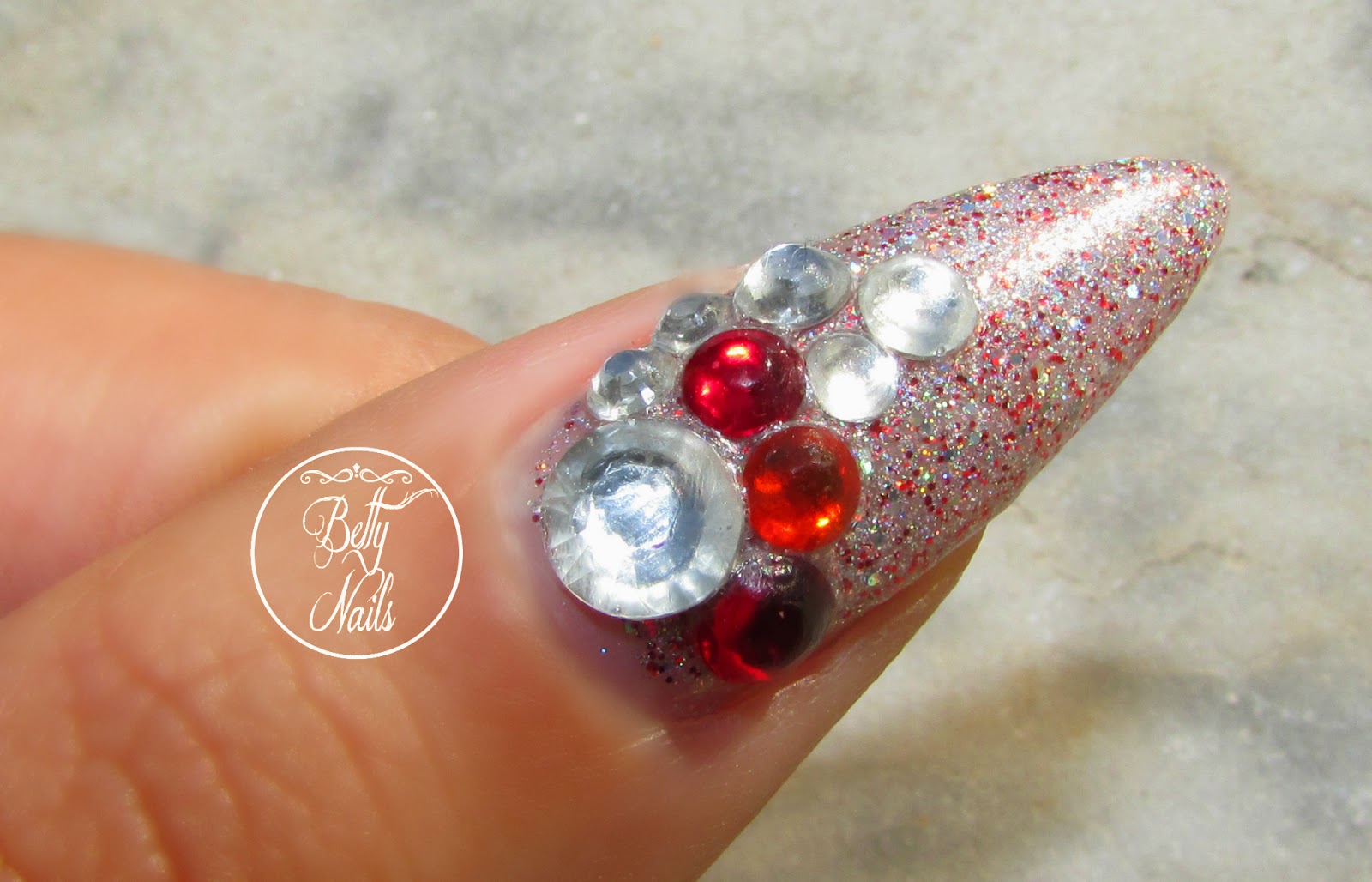 Betty Nails: BLING Nailart - Xmas Nails #1 - Red Ruby & Monte Bleu ...