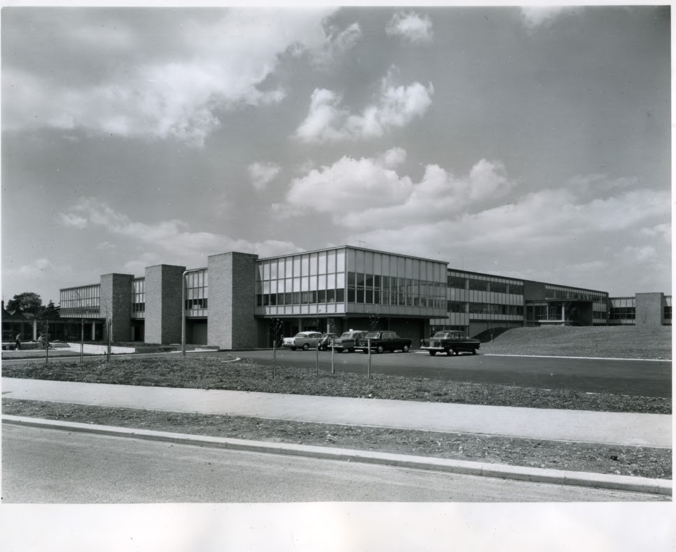 News from the stores: Sinclair Executive Pocket Calculator - it all ...