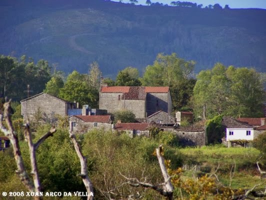 XOAN ARCO DA VELLA: CAPILLA DE A SALETA - BUGARÍN