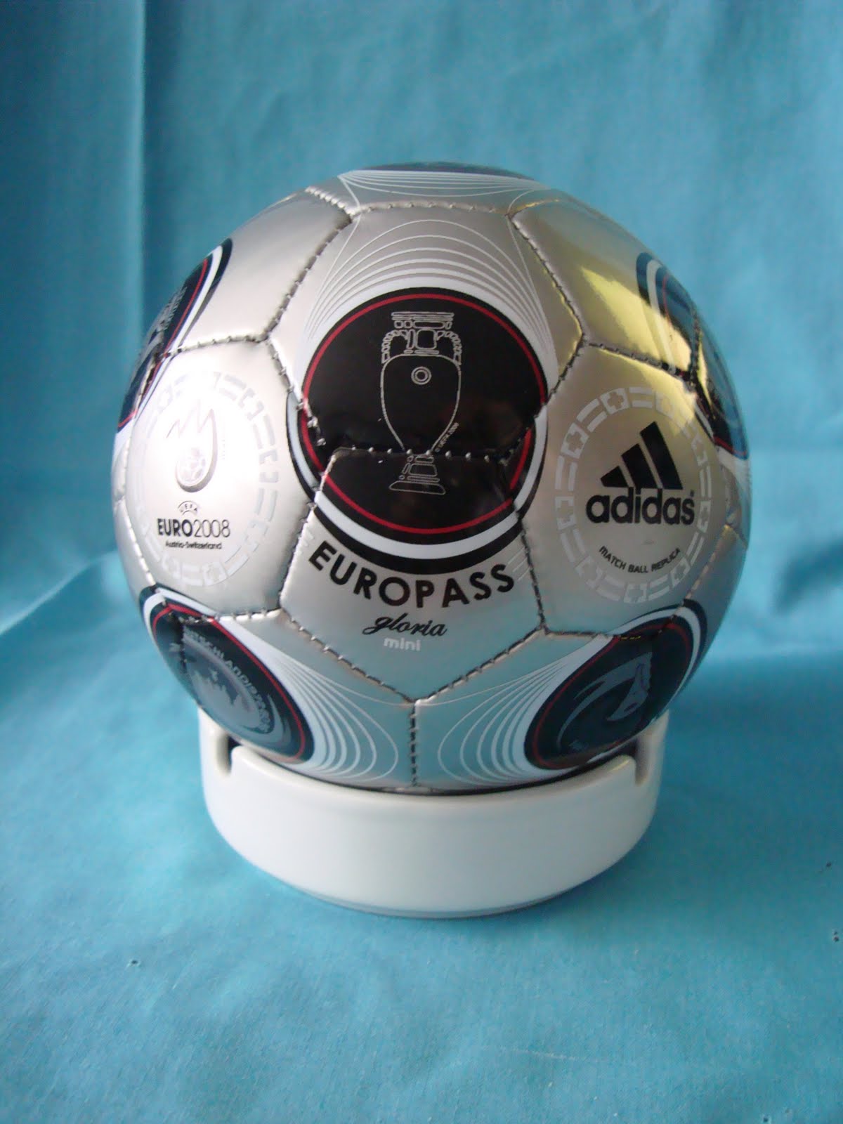 Colección Adidas mini ball: Eurocopas