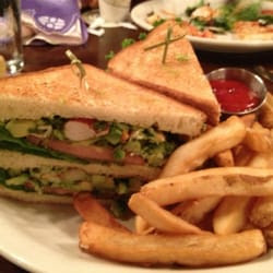Le Chef Pierre D'Iberville: ABC sandwich (for a friday special club ...