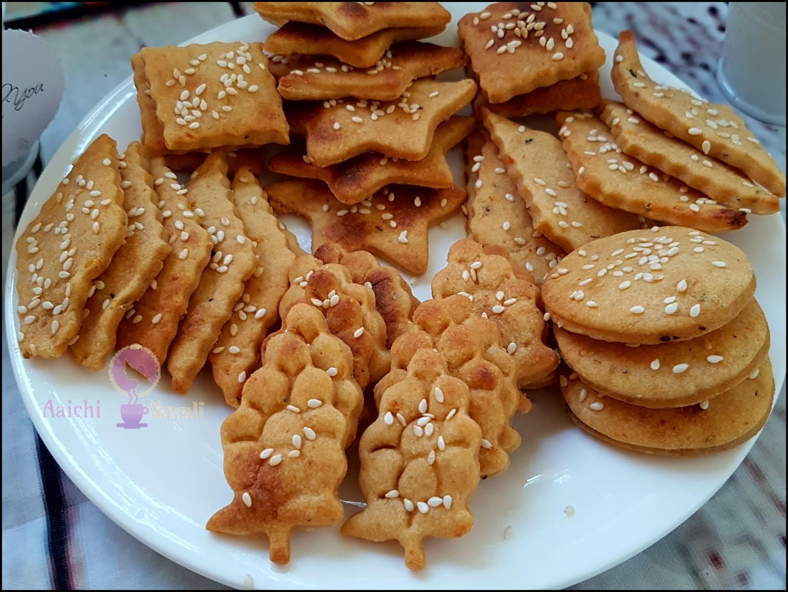 Crispy, Crunchy Baked Savoury Crackers - Aaichi Savali