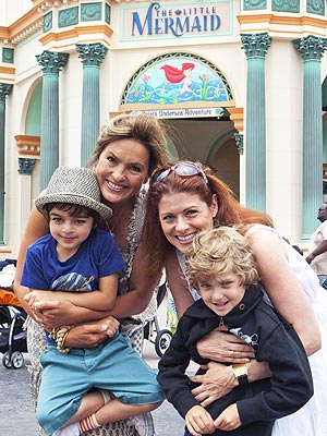 Baby-In-Hollywood: Mariska & Debra levam os filhos à Disney