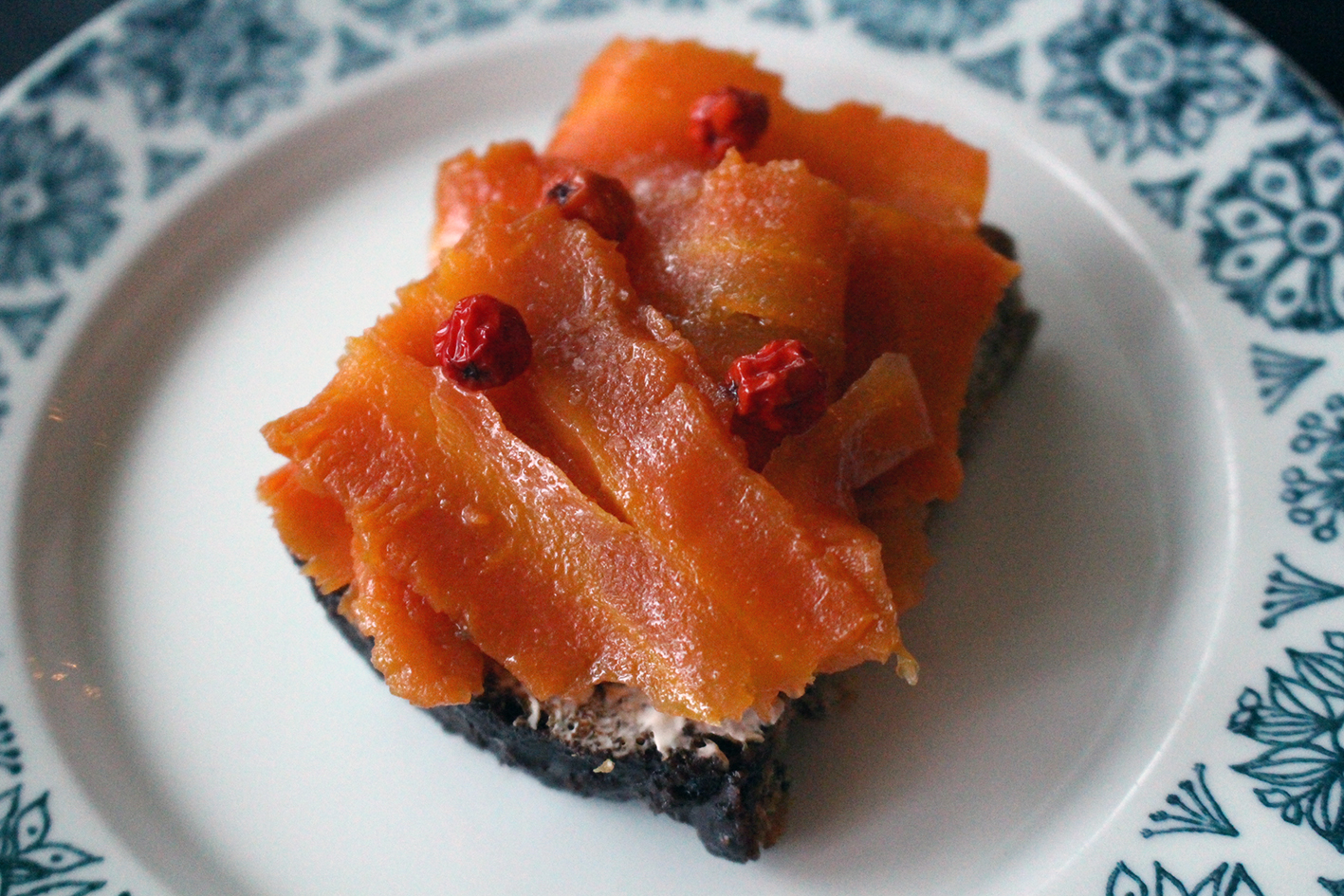 Porkkala eli vegaaninen kylmäsavulohi porkkanasta / Kipparin morsian