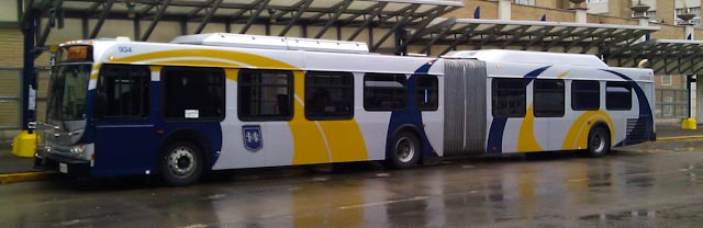 Buck Tracks: HSR - Articulated Bus
