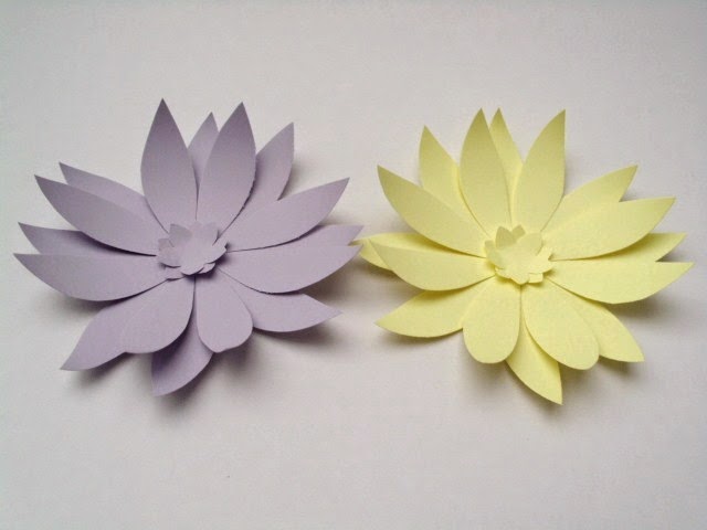 Handmade Paper-Heaven: Paper flowers - Flori mari din carton colorat