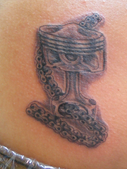 OLD IRON NEVER DIES~~~~~~~~~~~~~~~~~~: New ink- Harley Panhead motor tatt