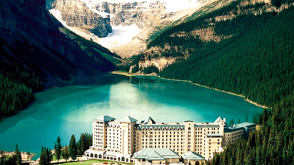 .: Lake Louise, Alberta, Canada