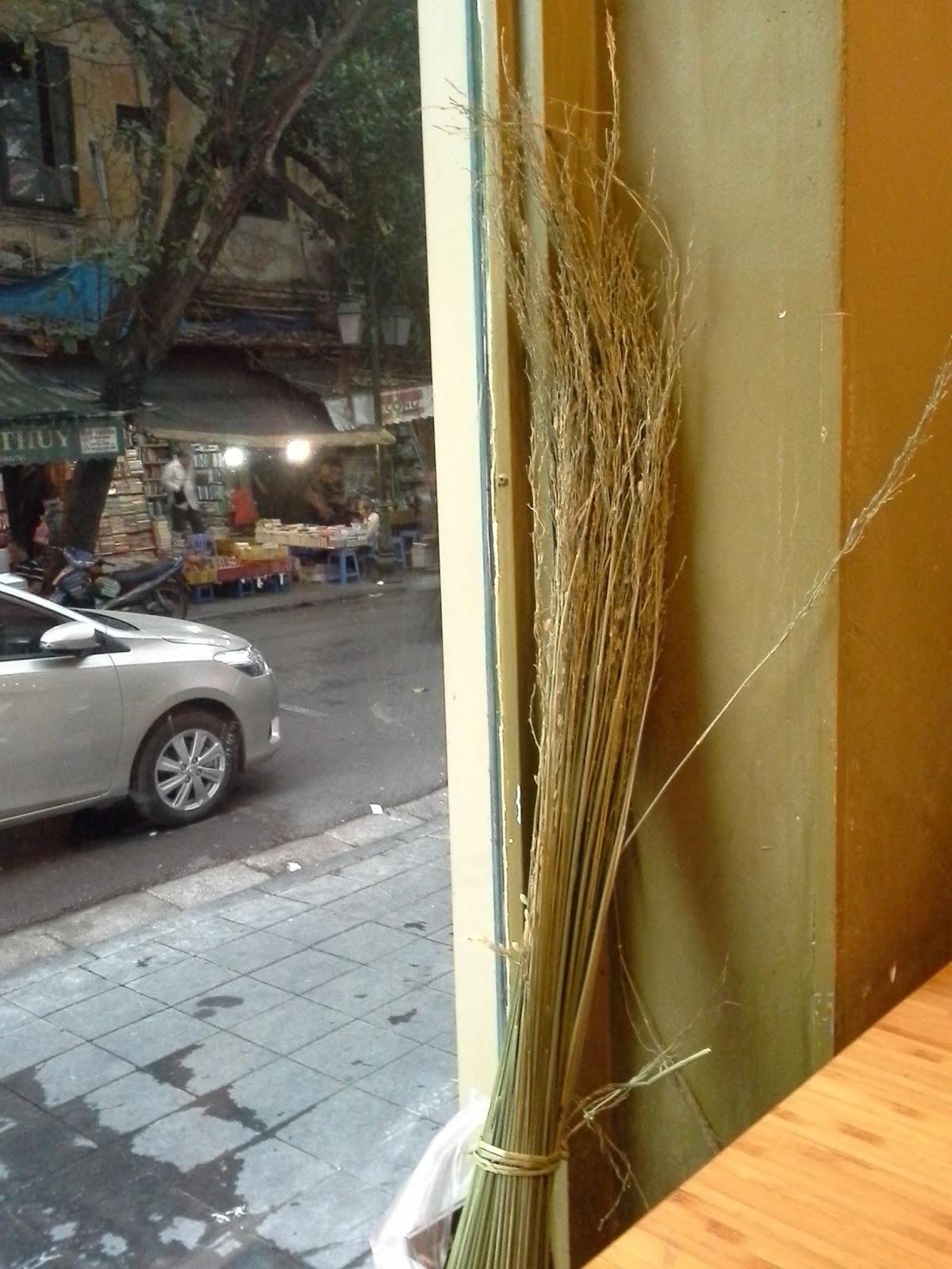 easy vietnamese cooking: bó lúa nếp và mớ cốm "vòng"