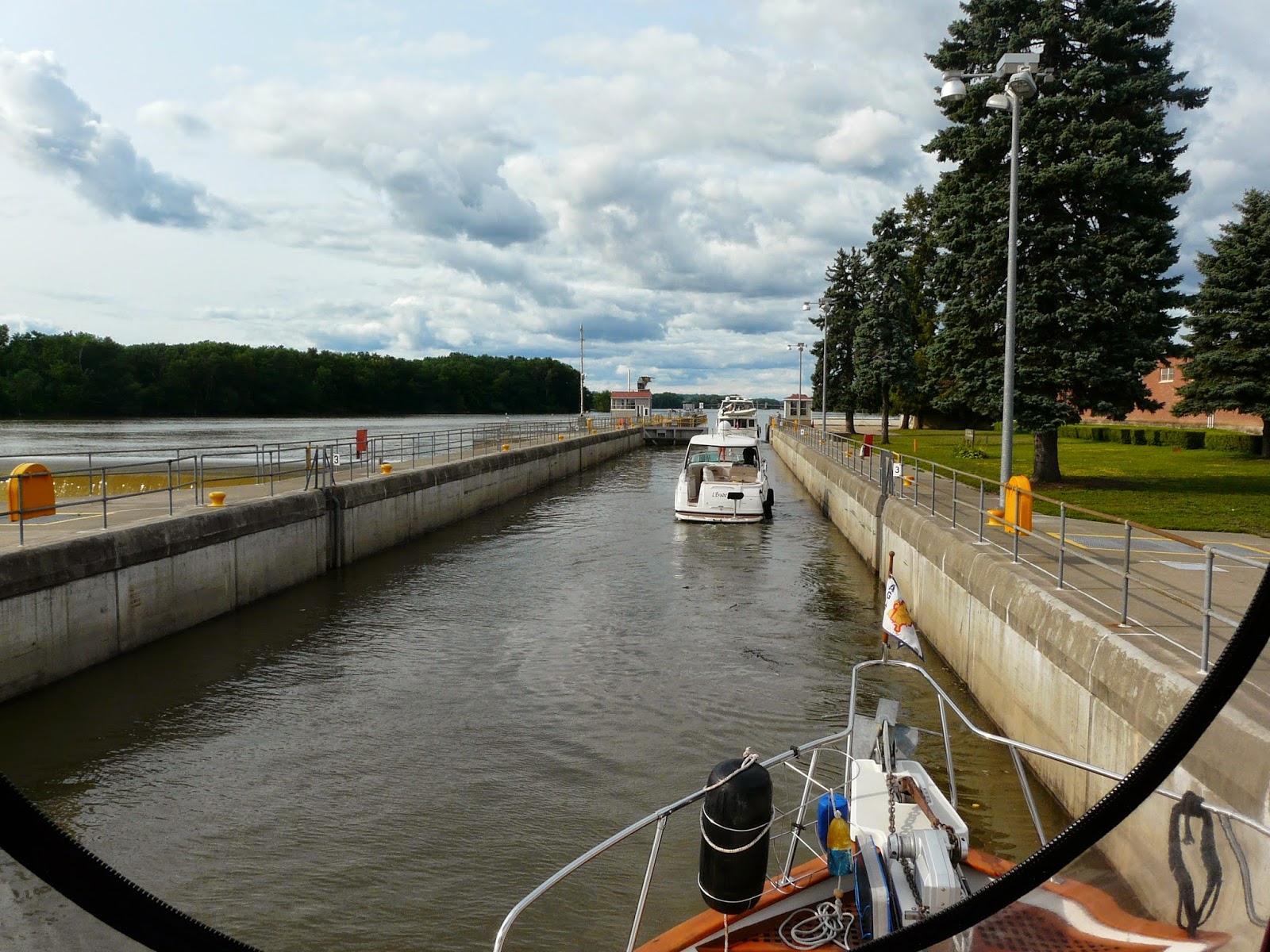 Sunny Days: Heading to the Erie Canal
