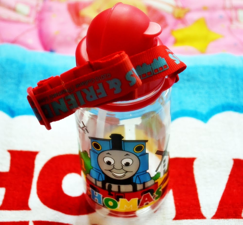 Thomas and Friends: Water Bottle,Bath Towel, Tooth Brush,Lunch Box