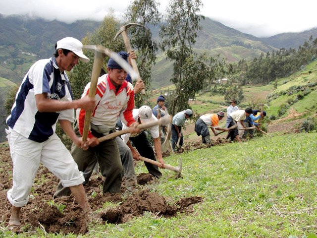 Huancabamba Mágica: EL CAMPESINO