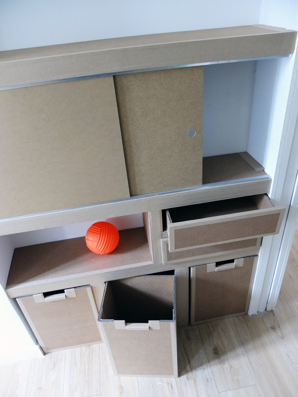 juliadesign: meuble en carton design