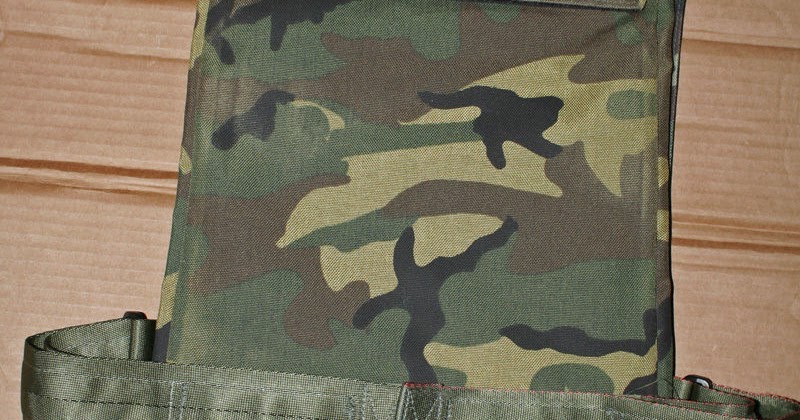 Webbingbabel: ISAPO Ranger Plate Carrier Woodland Camo