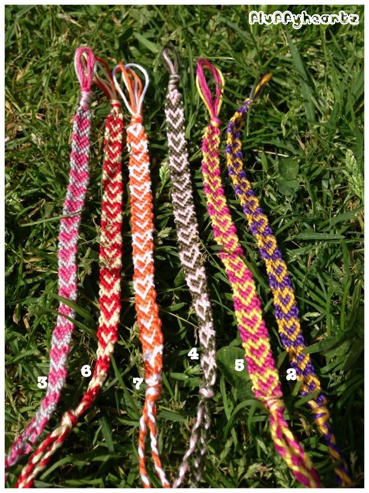 Fluffyheartz ♥: Friendship bracelets (heart shape pattern) Fluffyheartz ♥: Friendship bracelets (heart shape pattern)