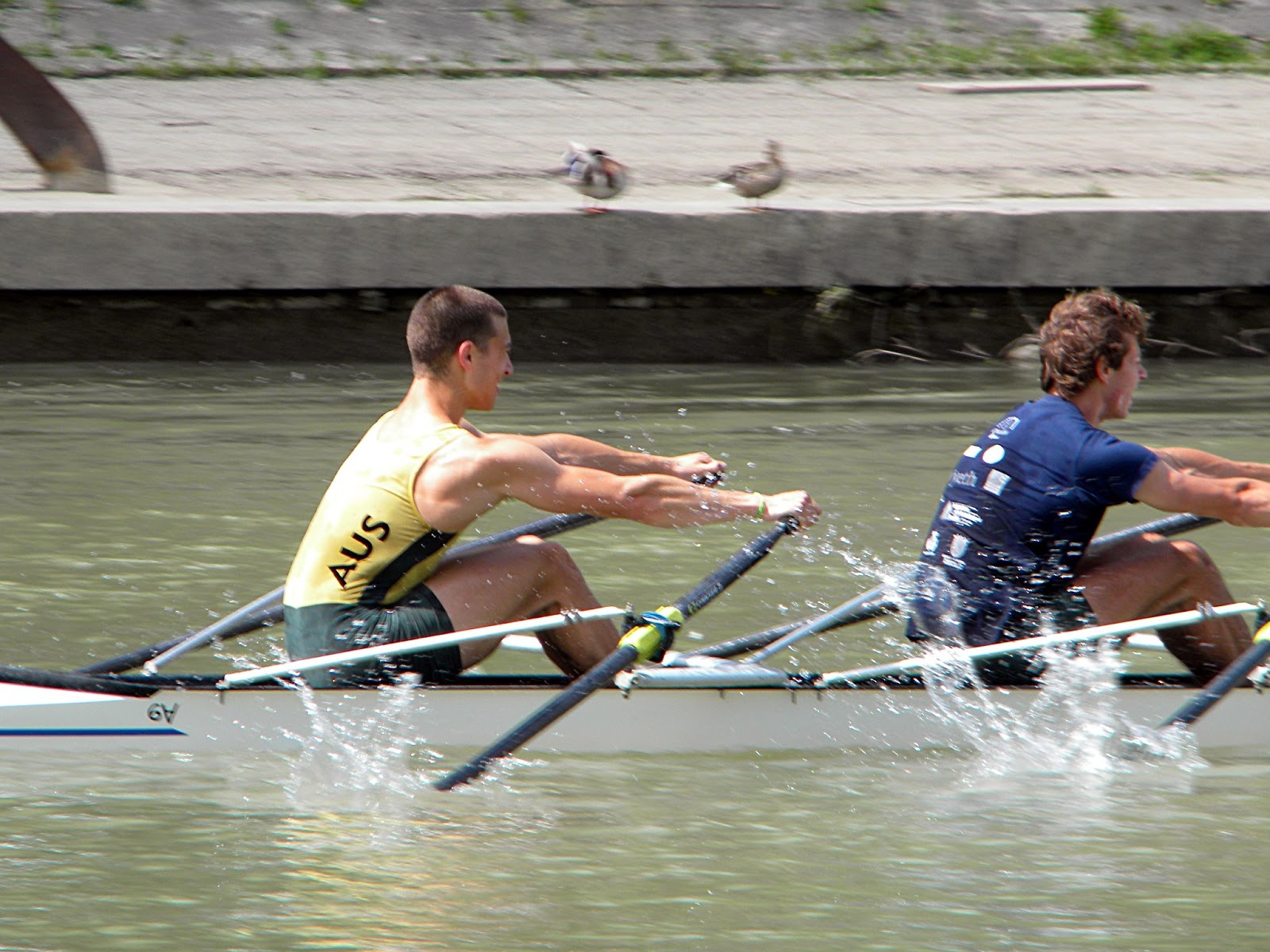 Canottieri Tirrenia Todaro: Domenica 12/05 al Tirrenia